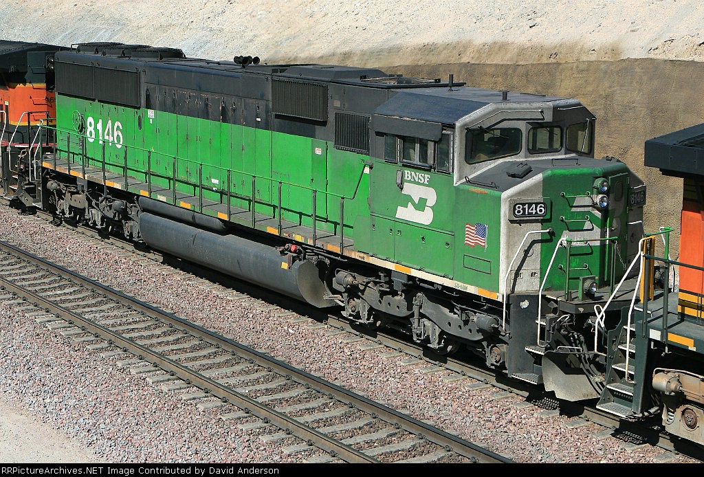BNSF 8146